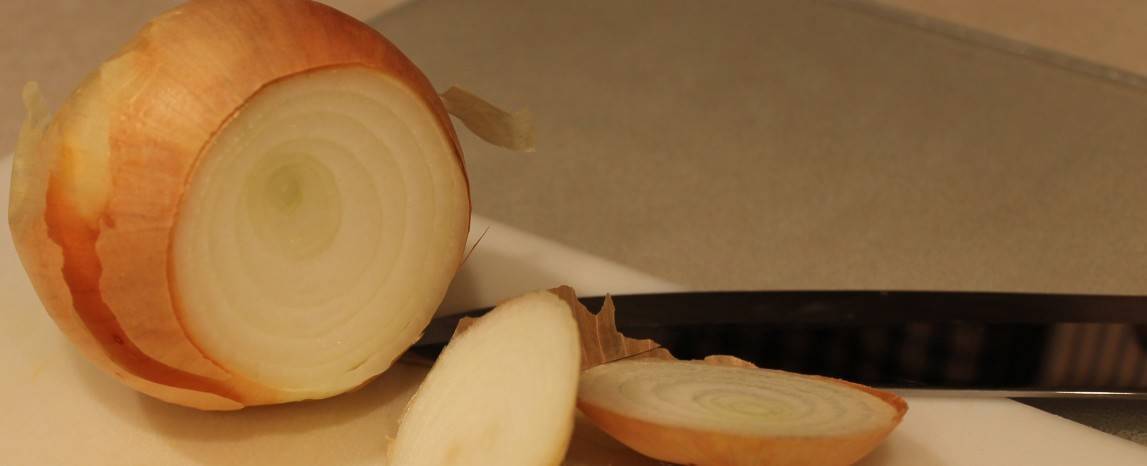 perfectly chopped, diced, or minced onions - The Cookie Rookie