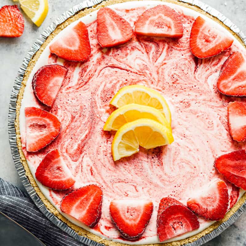 Frozen Strawberry Lemonade Pie Recipe - The Cookie Rookie®