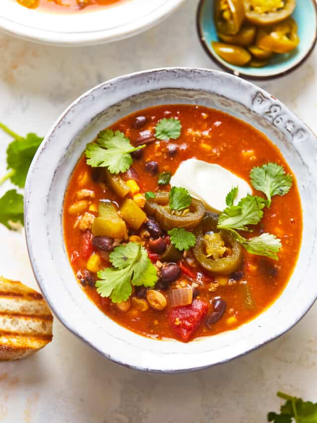Easy Chili Recipes - The Cookie Rookie®