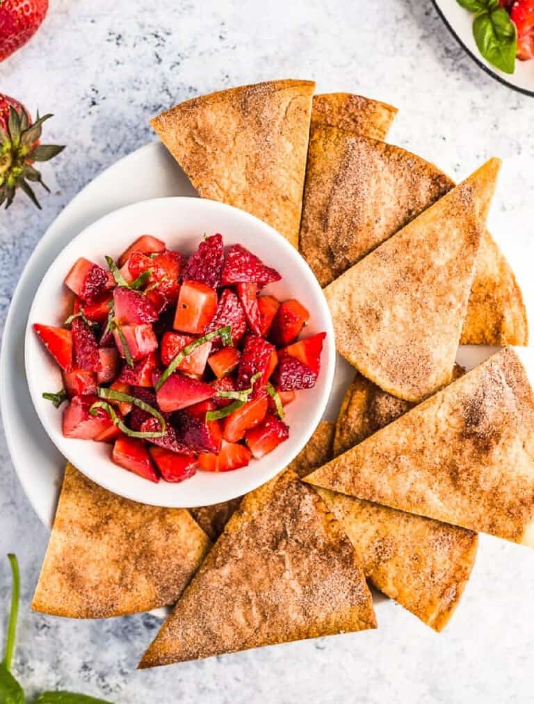 Strawberry Salsa Recipe with Cinnamon Chips - The Cookie Rookie®
