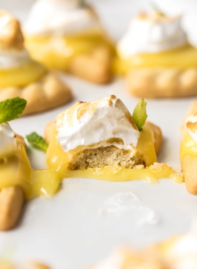 Easy Lemon Meringue Cookies (Lemon Meringue Pie Tarts) Recipe - The ...