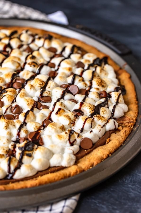 Recette de Pizza Dessert S'mores - Pizza Facile S'mores - (VIDÉO) | Onyx