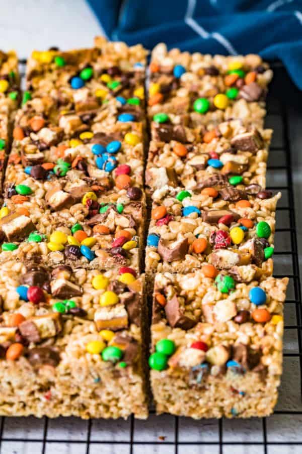 Candy Rice Krispie Treats (Loaded Rice Krispies) Recipe - The Cookie ...