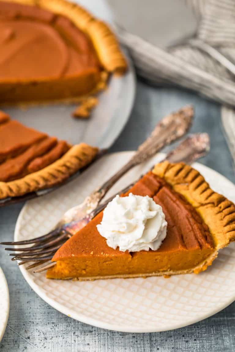 26+ Must Make Thanksgiving Pie Recipes - The Cookie Rookie®