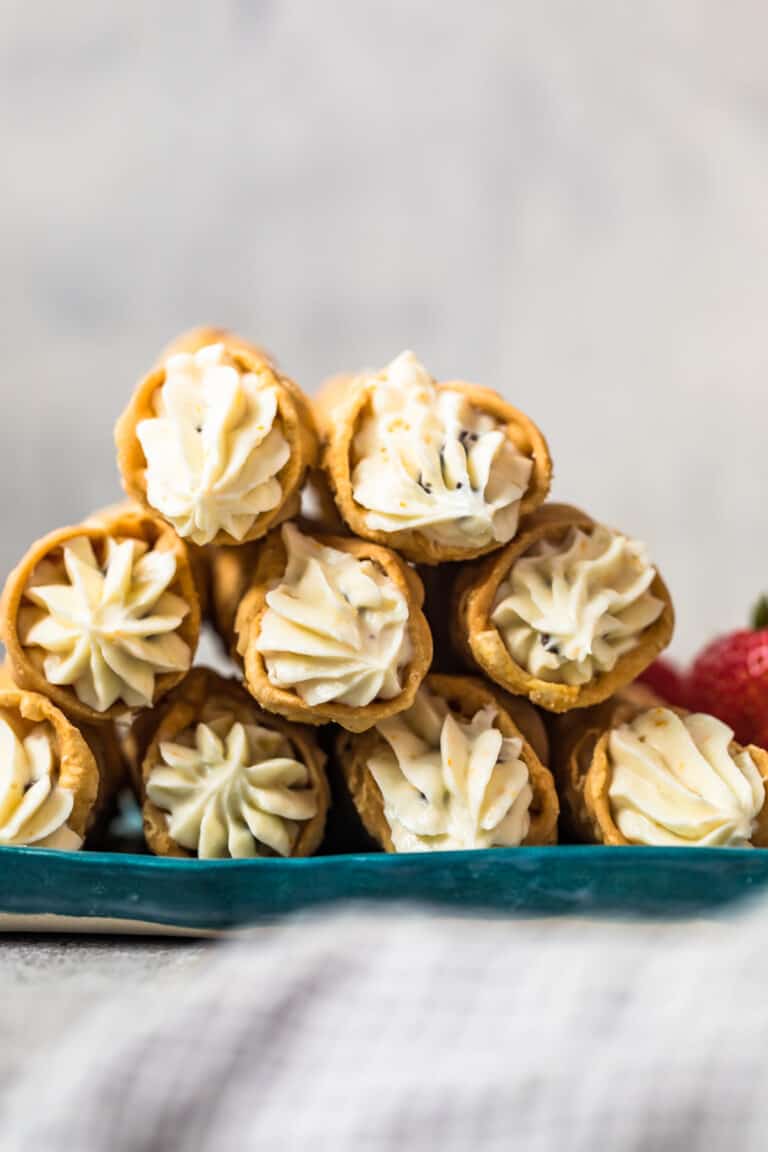Easy Cannoli Recipe - The Cookie Rookie®