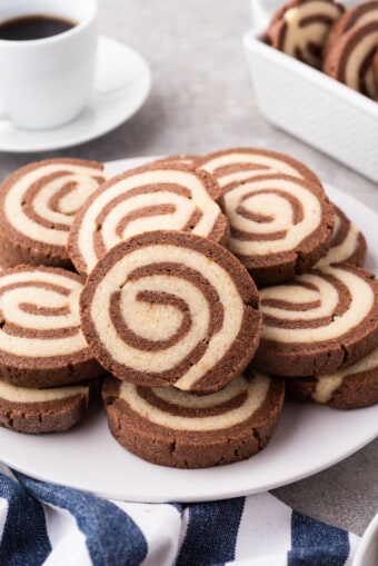 Chocolate Vanilla Pinwheel Cookies Recipe - The Cookie Rookie®
