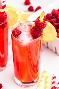 Raspberry Lemonade Recipe - The Cookie Rookie®