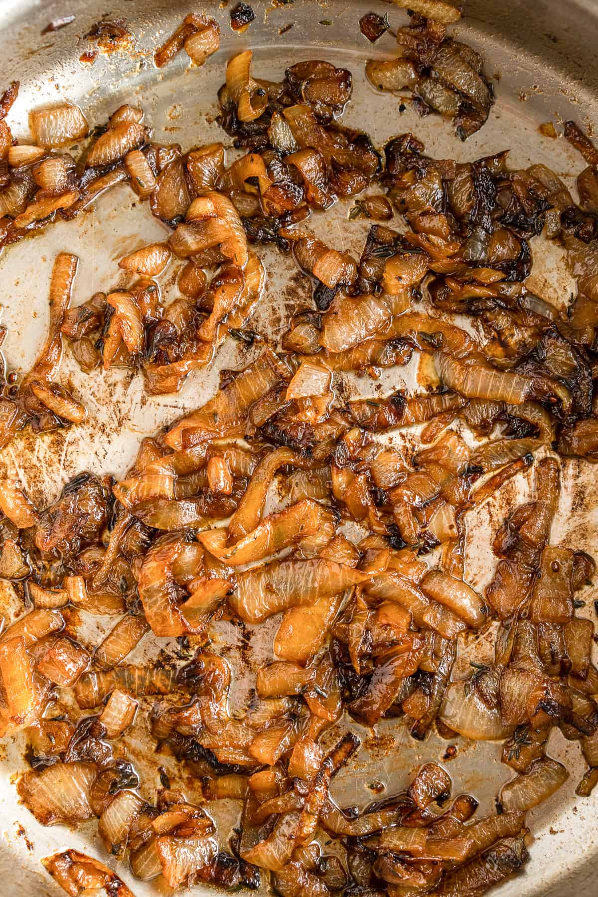 Caramelized Onions (How to Caramelize Onions) - The Cookie Rookie®