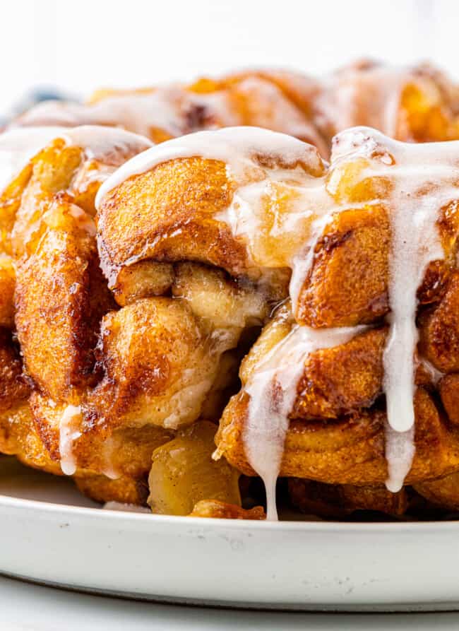 Apple Pie Monkey Bread (3 Ingredients) Recipe - The Cookie Rookie®