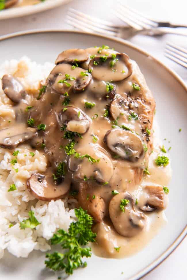 Crockpot Chicken Marsala Recipe - The Cookie Rookie®