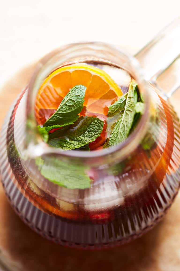 Raspberry Sweet Tea Recipe - The Cookie Rookie®