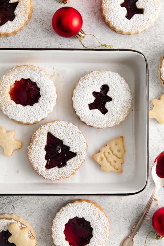 Linzer Cookies Recipe - The Cookie Rookie®