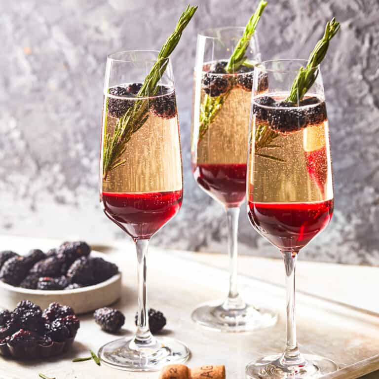 Blackberry Champagne Cocktail Recipe - The Cookie Rookie®
