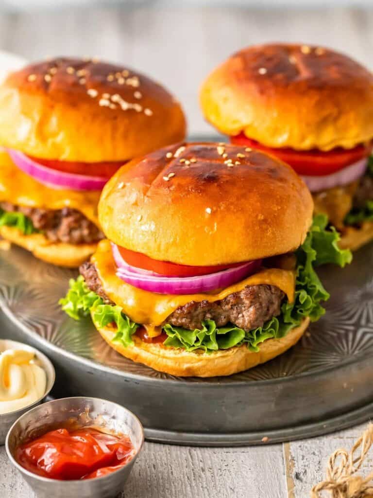 Baked Hamburgers Recipe (How to Cook Burgers in the Oven) - (VIDEO!!)