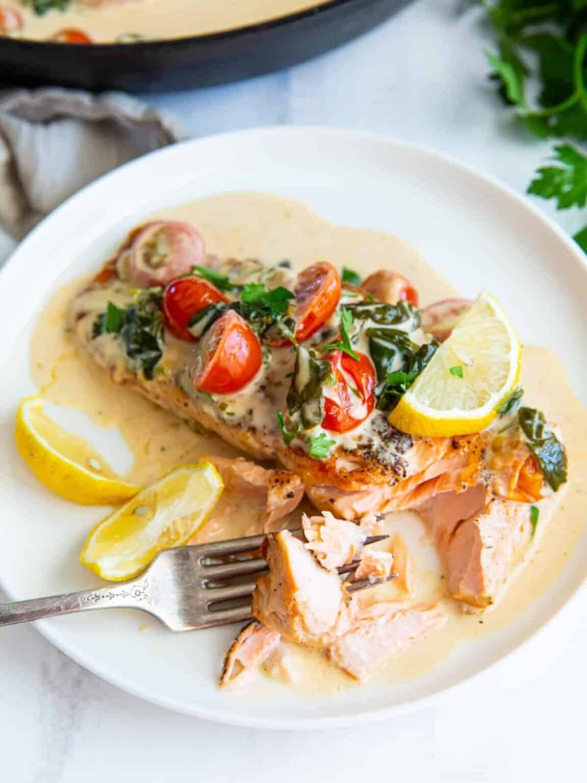 Tuscan Salmon Recipe - The Cookie Rookie®